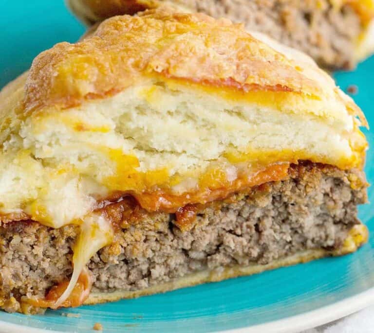 Easy Recipe for Homemade Pizza Burgers + A Low Carb Version